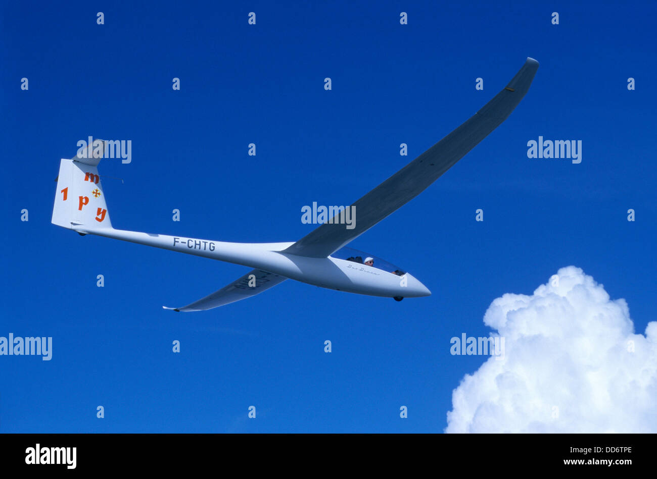 Glider plane Duo Discus flying, Aragon, Spain Stock Photo - Alamy
