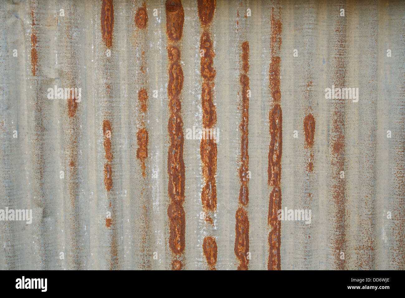 Rusty zinc texture hi-res stock photography and images - Alamy