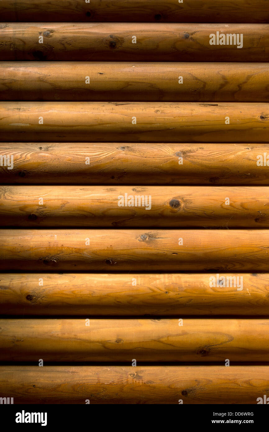 Log house wall Stock Photo - Alamy