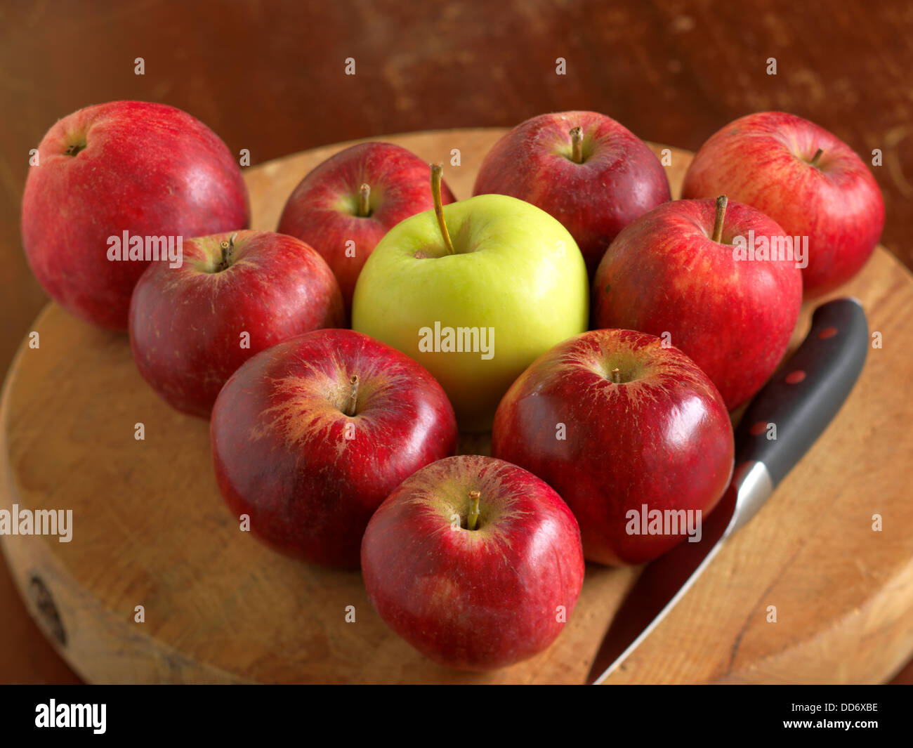 Apple triangle hi-res stock photography and images - Alamy