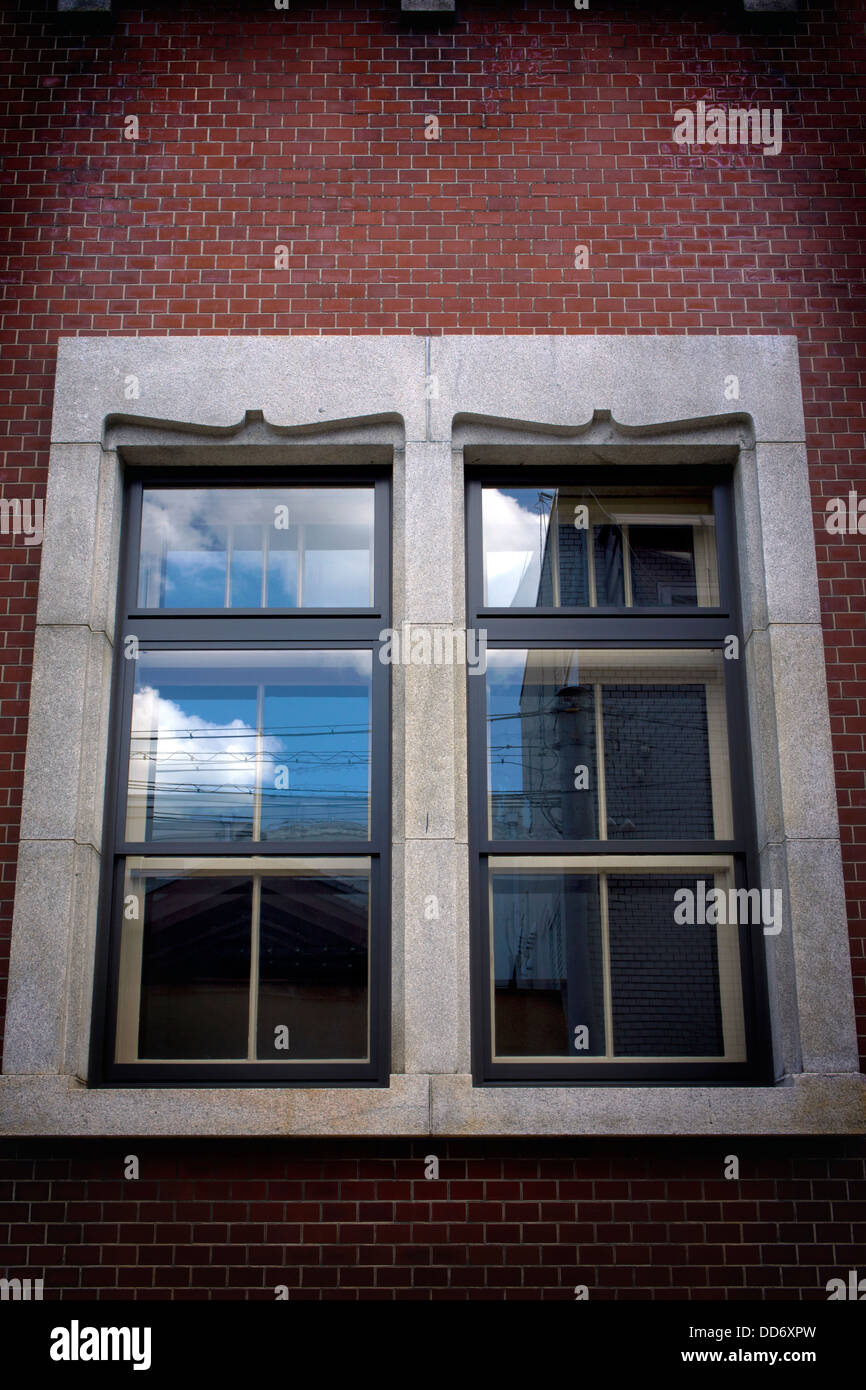 Masonry glass hi-res stock photography and images - Alamy