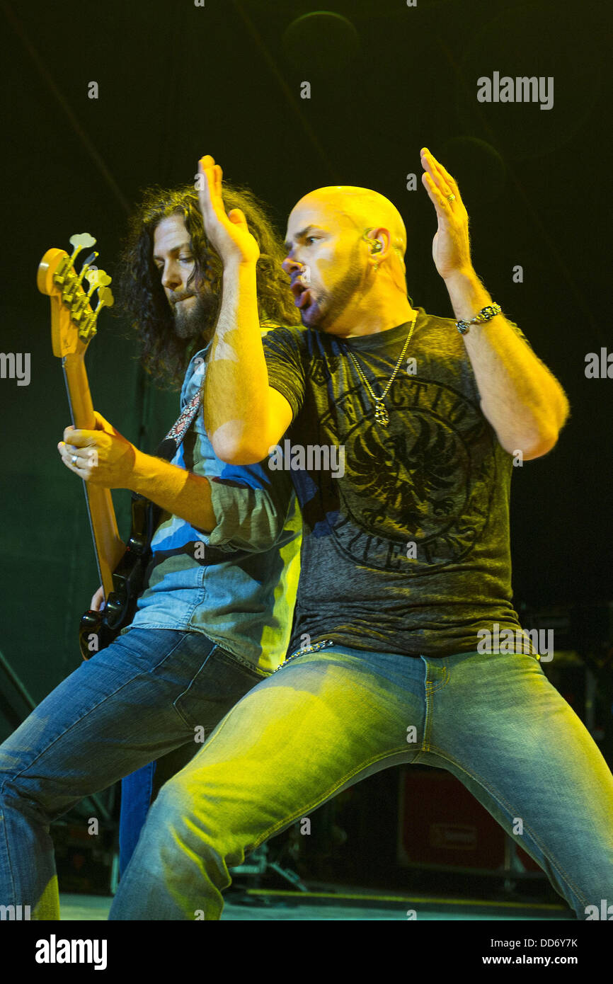 Drummer jason bonham son of john bonham hi-res stock photography and ...