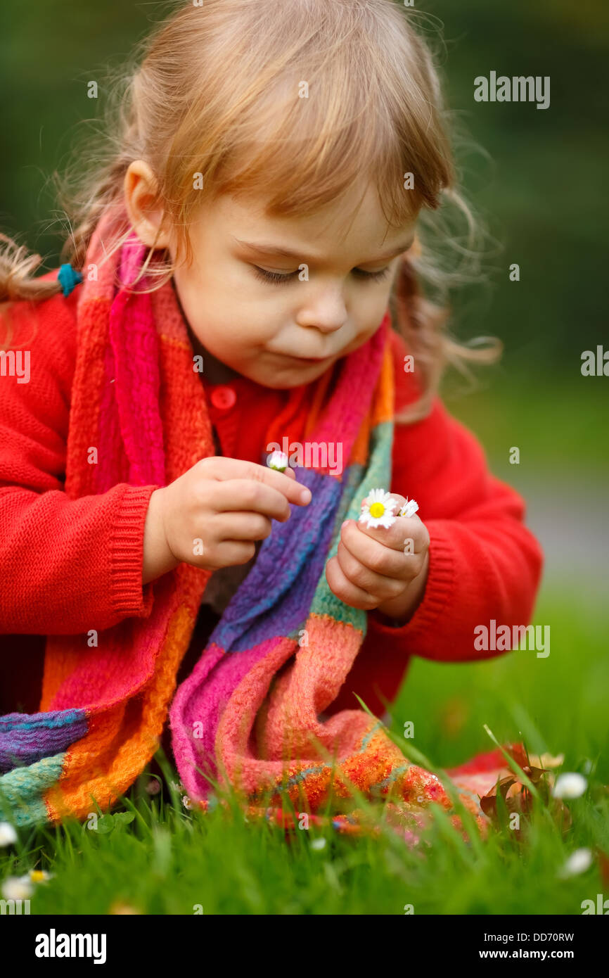 Little girl in the park Stock Photo - Alamy