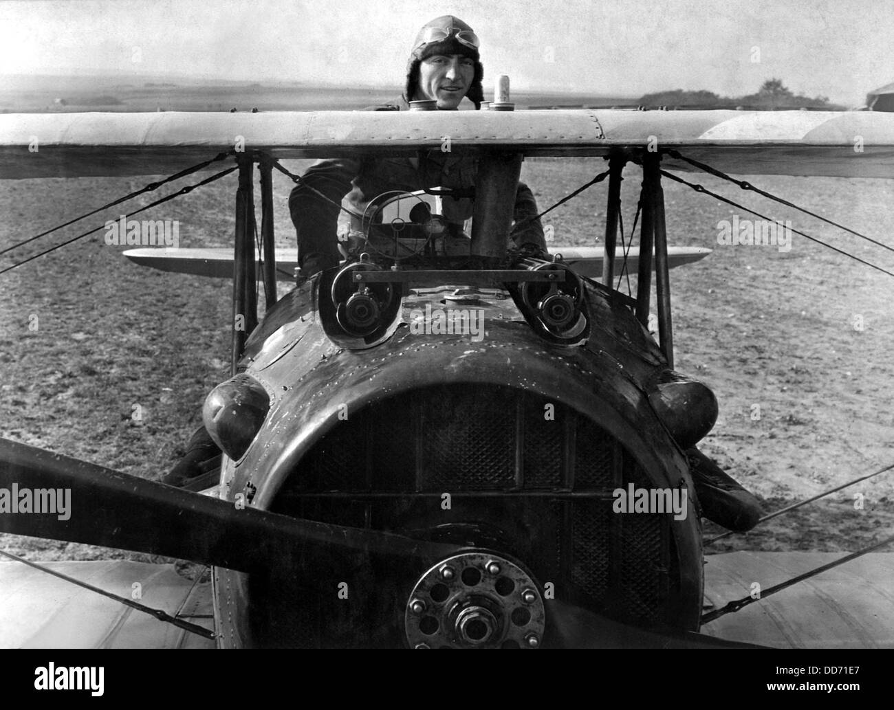 Eddie rickenbacker hi-res stock photography and images - Alamy