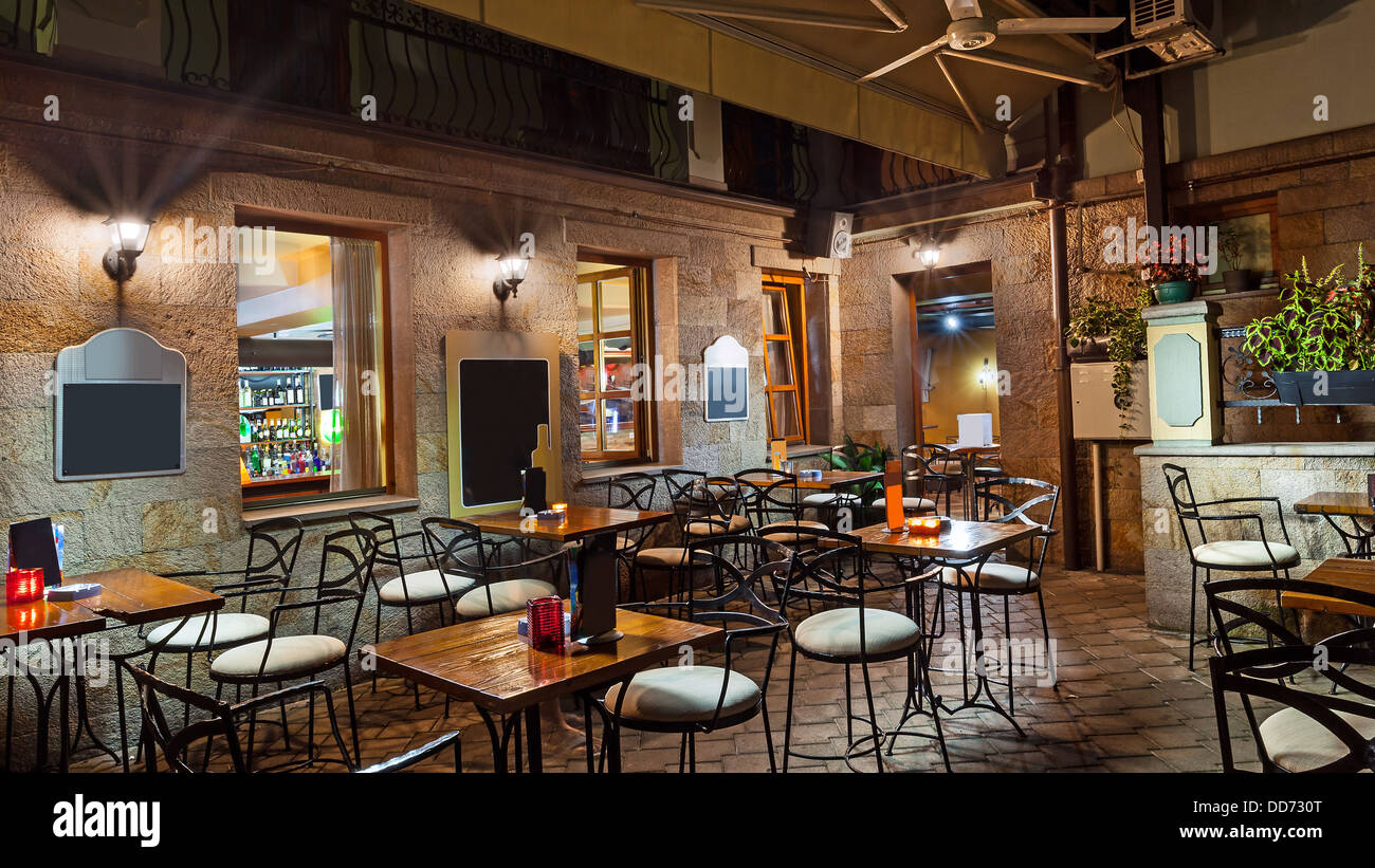 Restaurant entrance decoration hi-res stock photography and images - Alamy