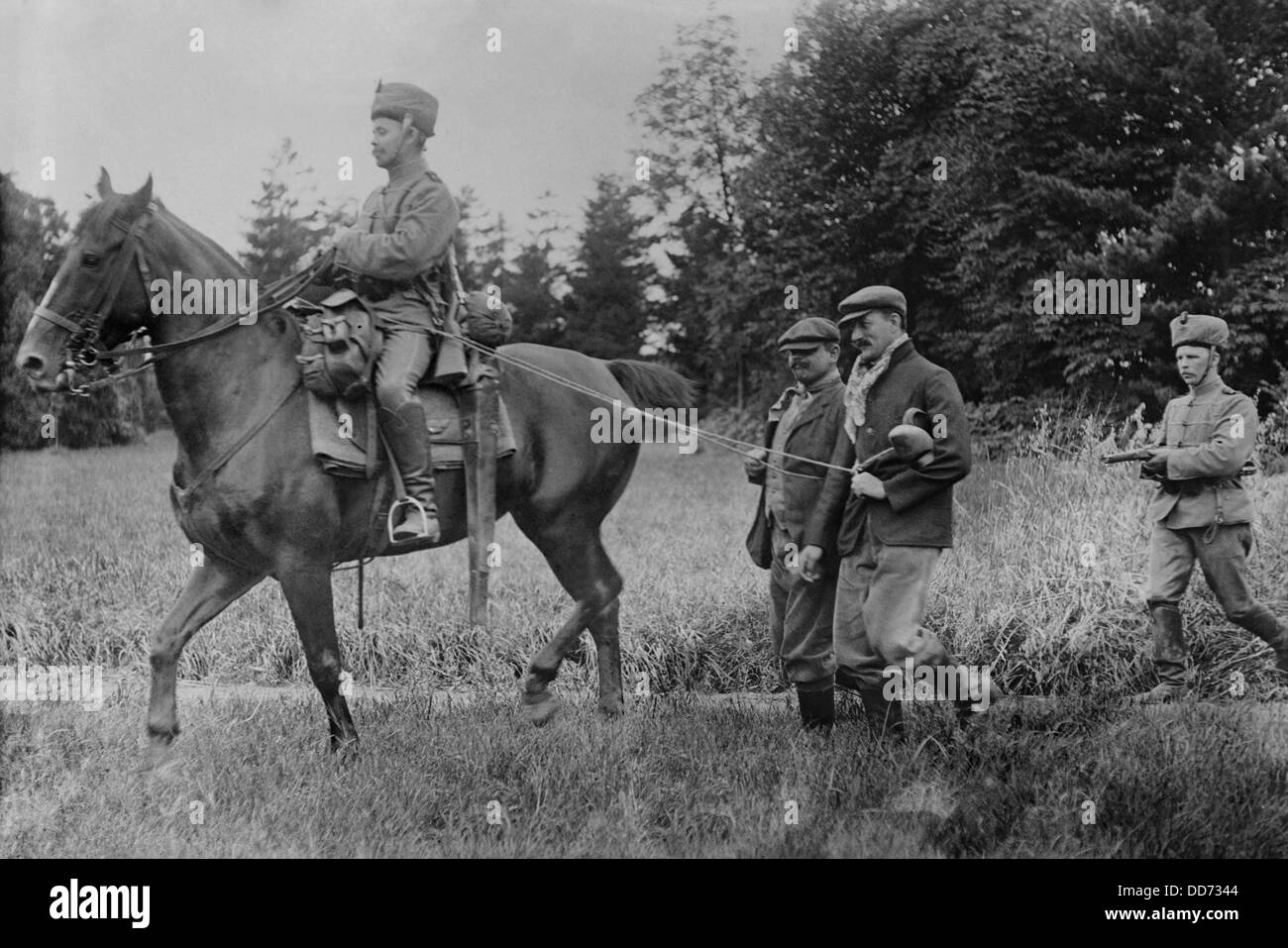 World War 1. Belgian guerrilla fighters (francs-tireurs) as prisoners ...