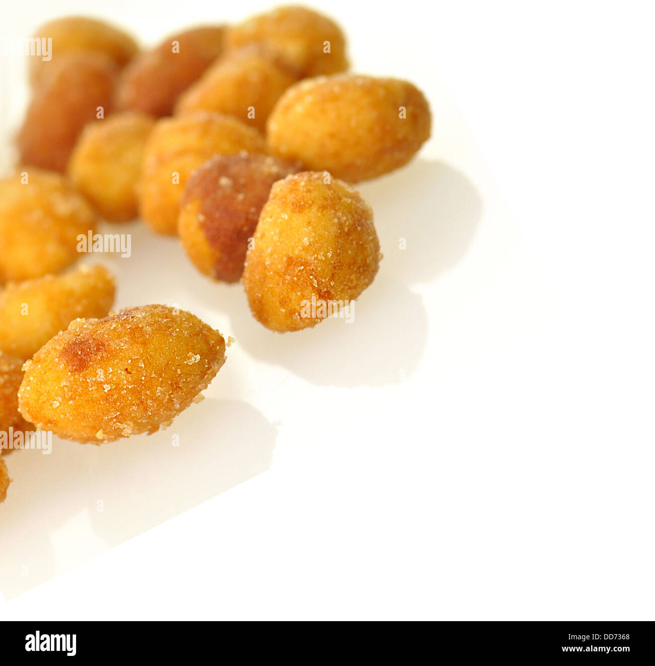 Honey roasted peanuts Stock Photo - Alamy