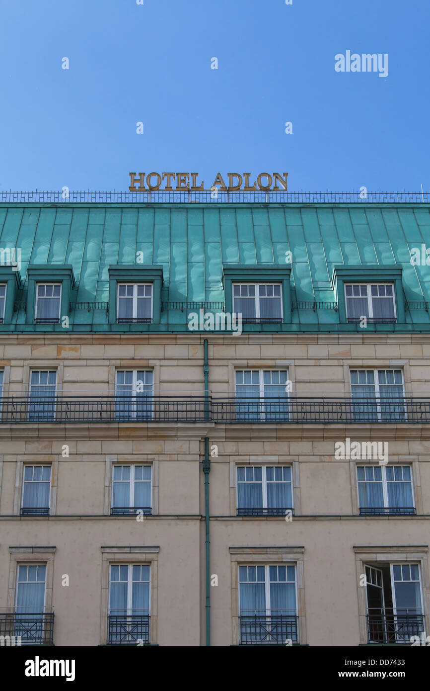 Adlon berlin hotel people hi-res stock photography and images - Alamy