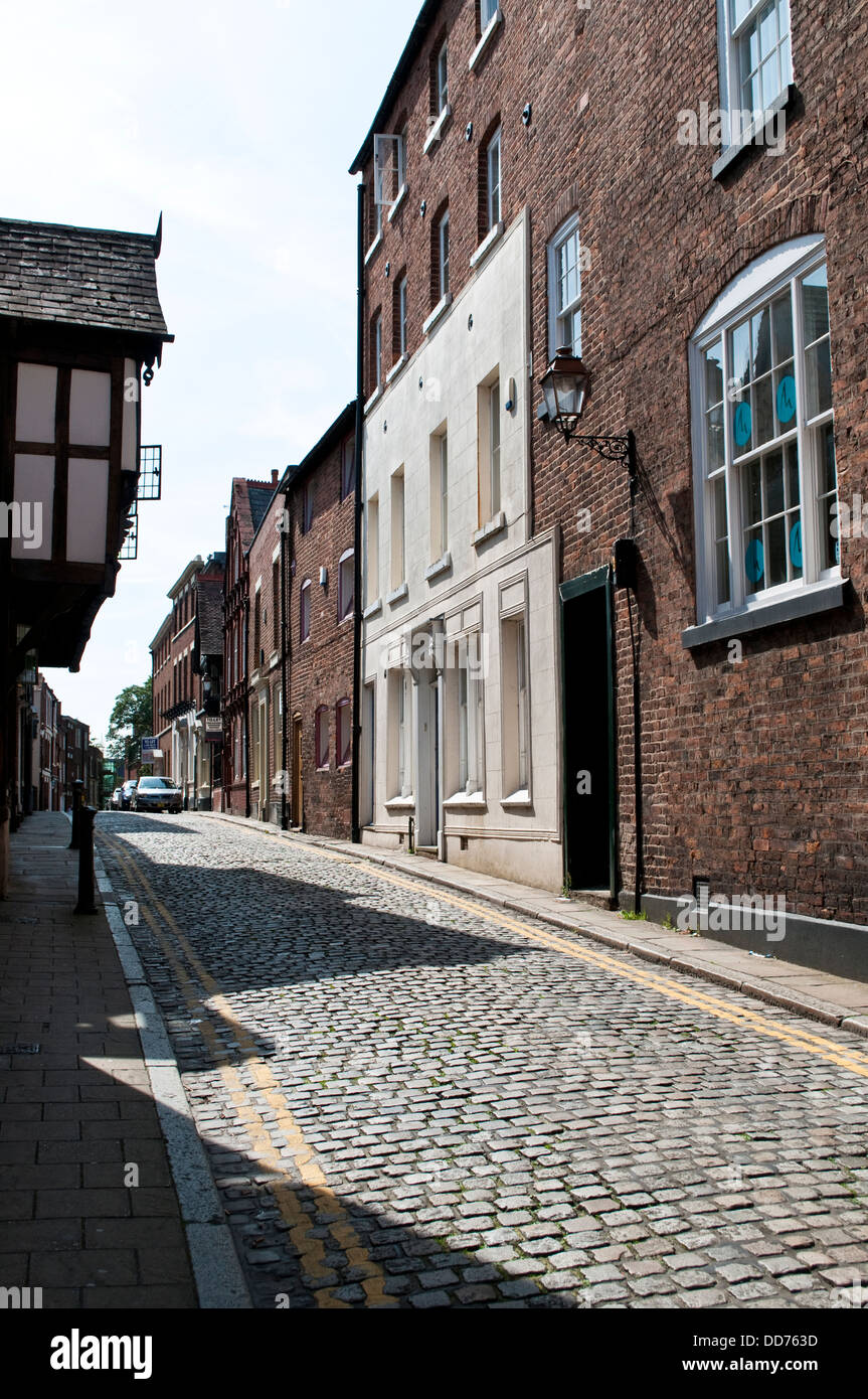 Posh cheshire hi-res stock photography and images - Alamy