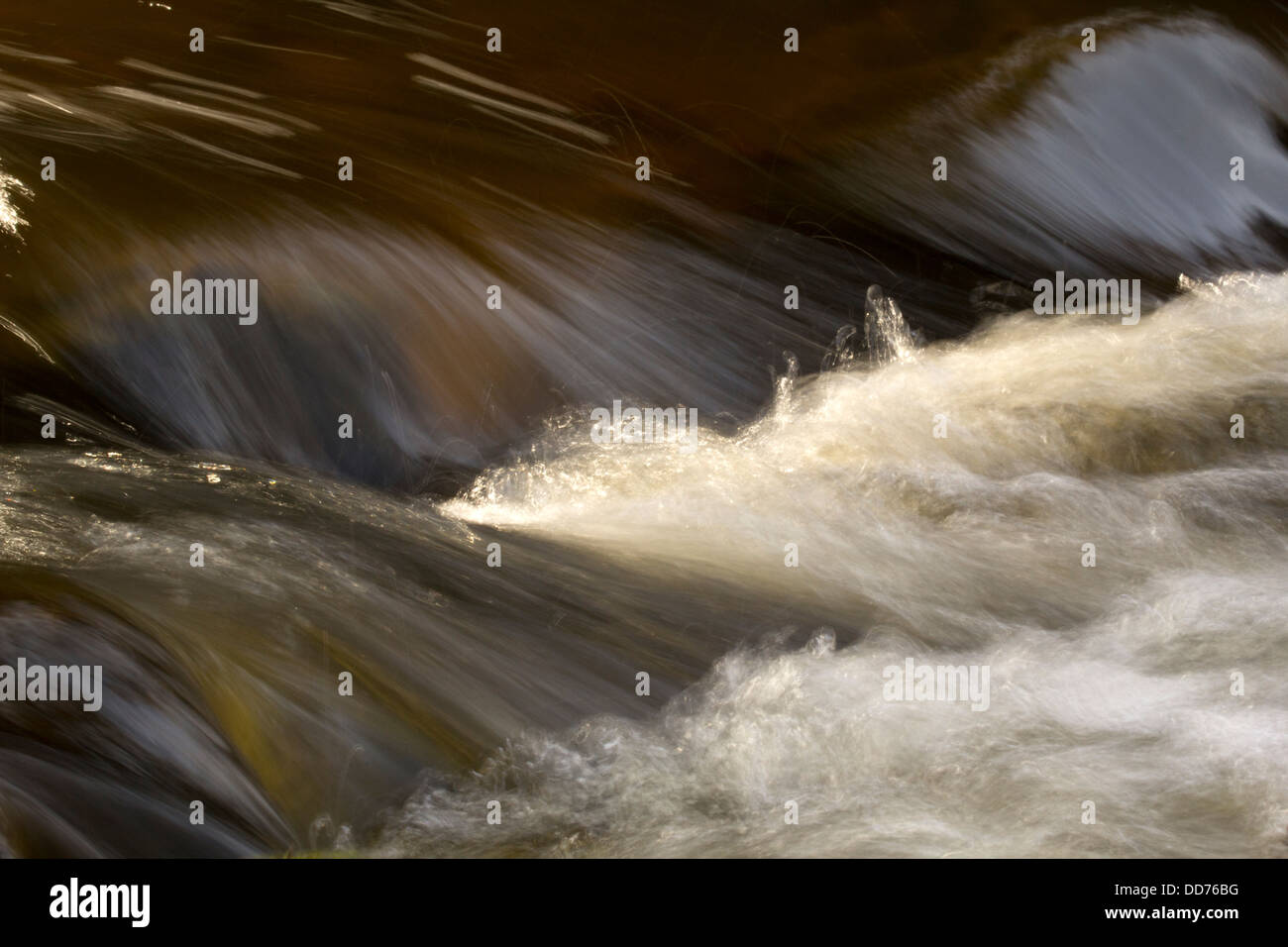 Fast running water hi-res stock photography and images - Alamy