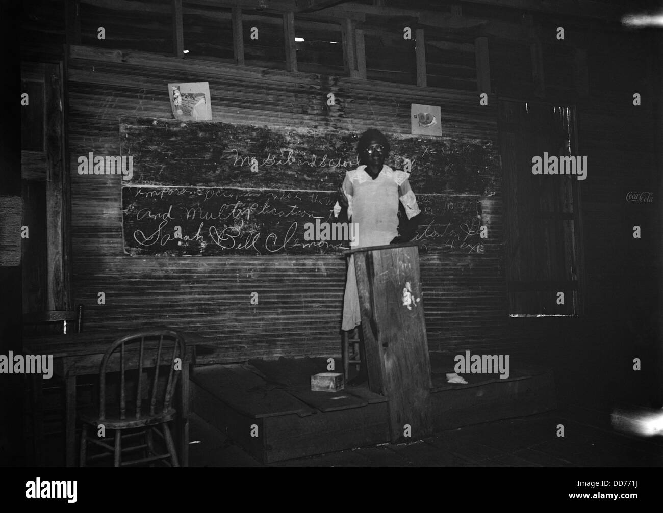 Segregation school 1930s hi-res stock photography and images - Alamy