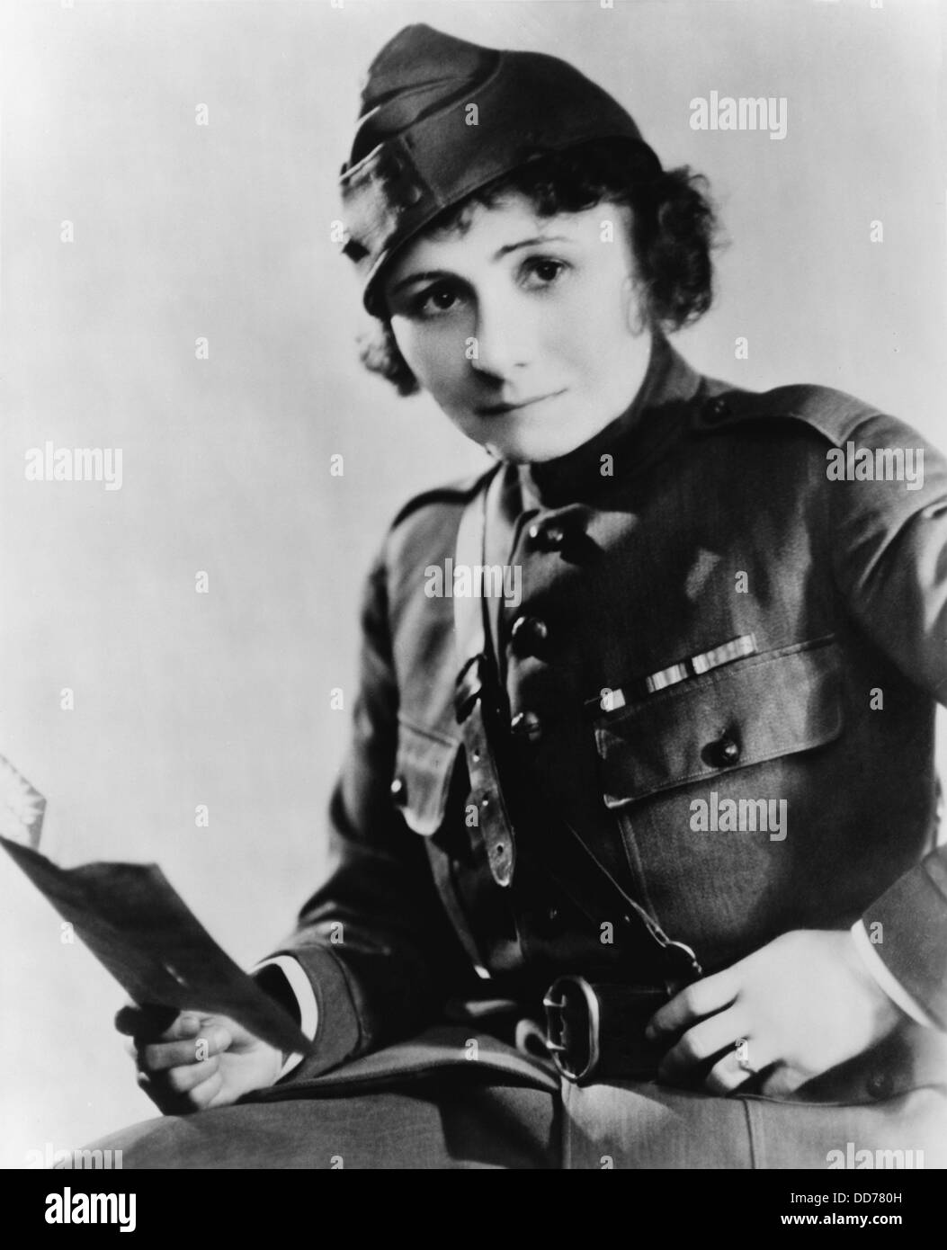 Peggy Hull, in military uniform in 1931. She was America’s first female ...