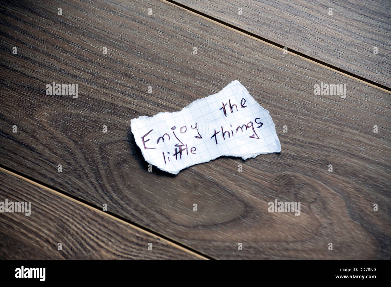 Little piece of paper hi-res stock photography and images - Alamy