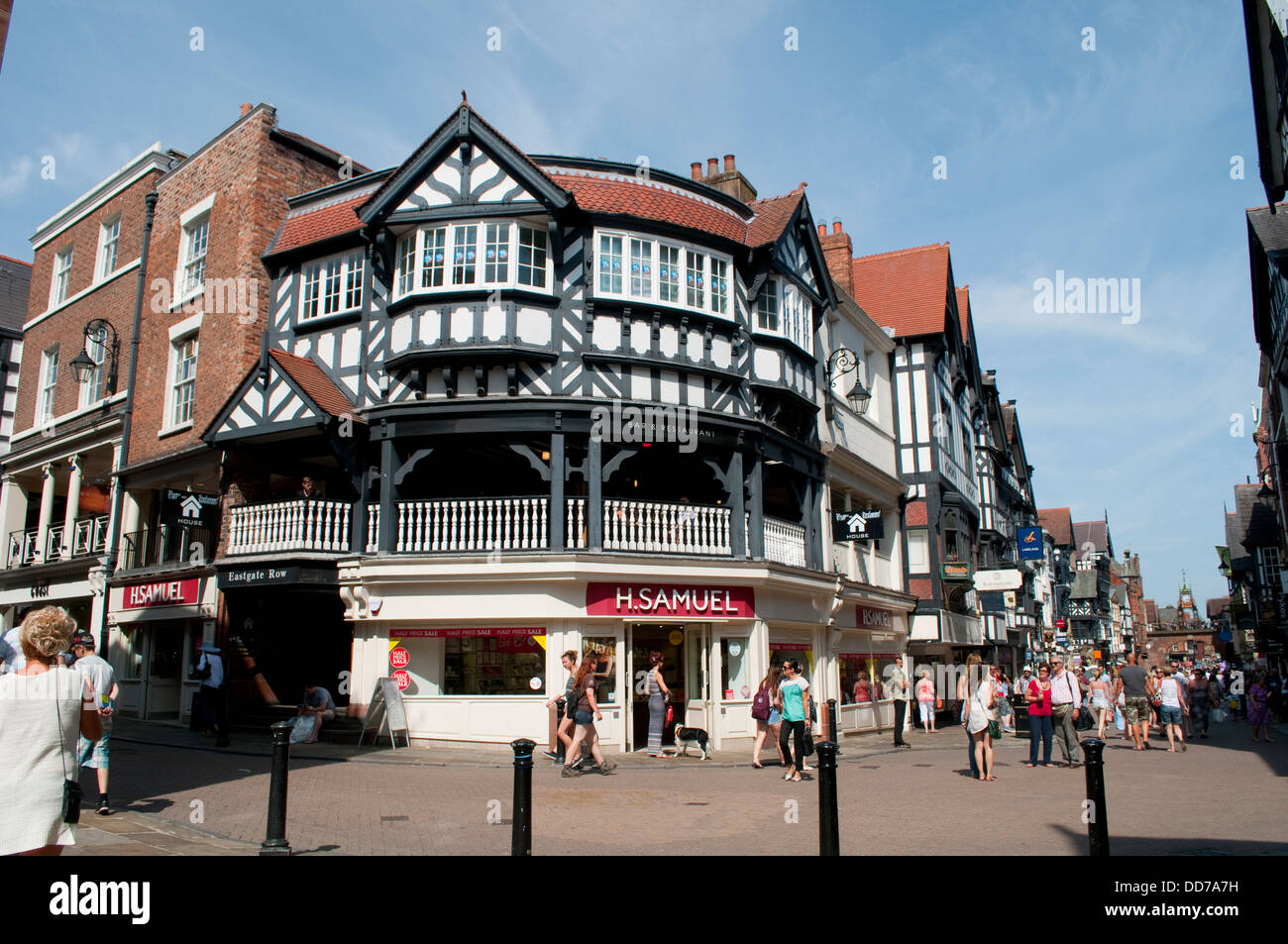 Tudor Revival Architecture High Resolution Stock Photography and Images ...