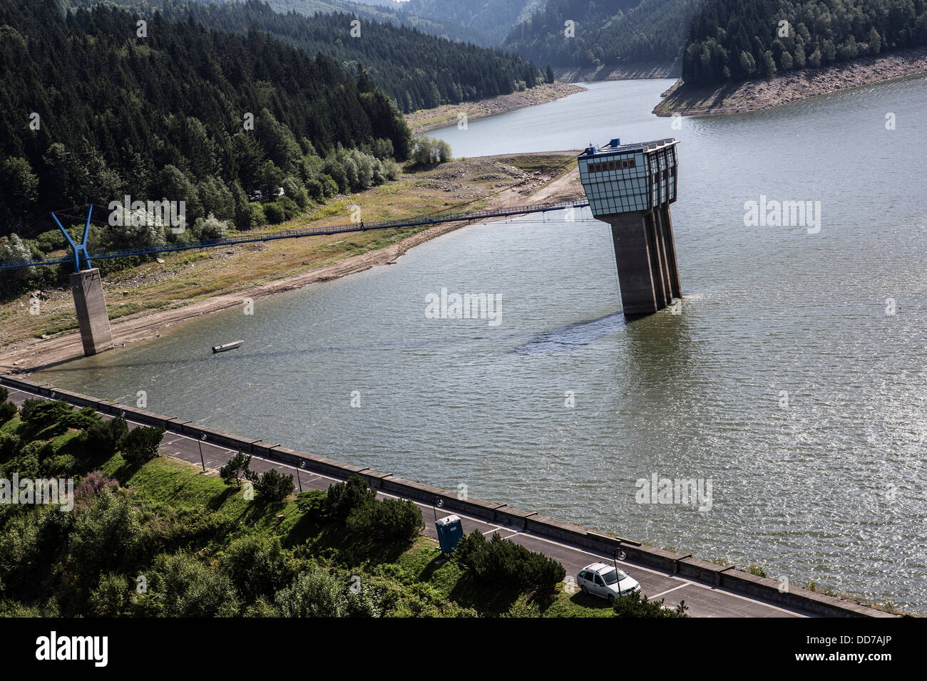 Dam sance hi-res stock photography and images - Alamy