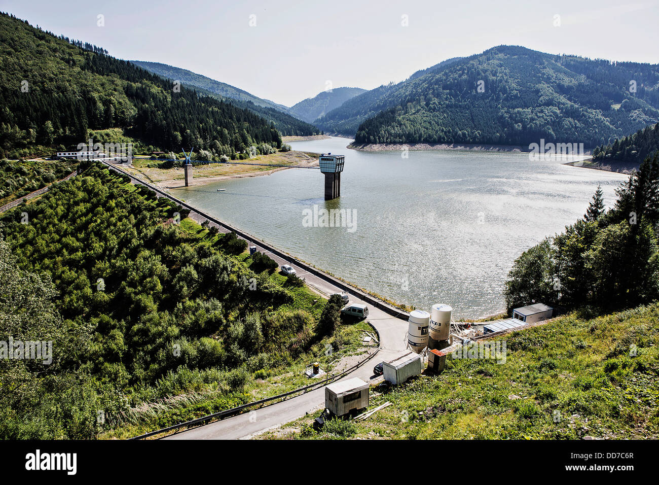 Dam sance hi-res stock photography and images - Alamy