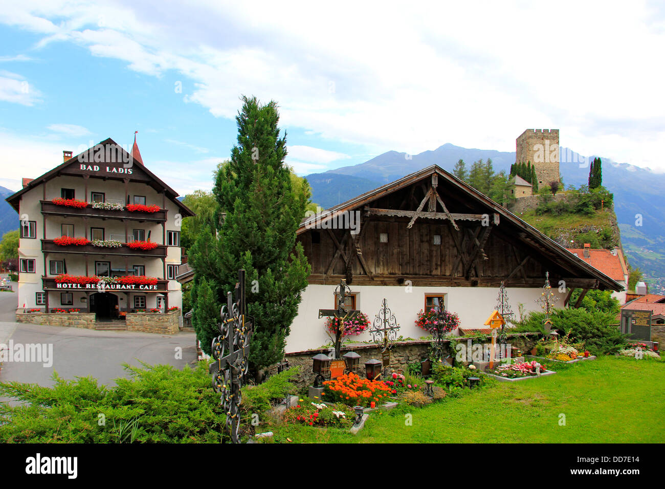 Ladis in Tirol, Österreich Stock Photo - Alamy