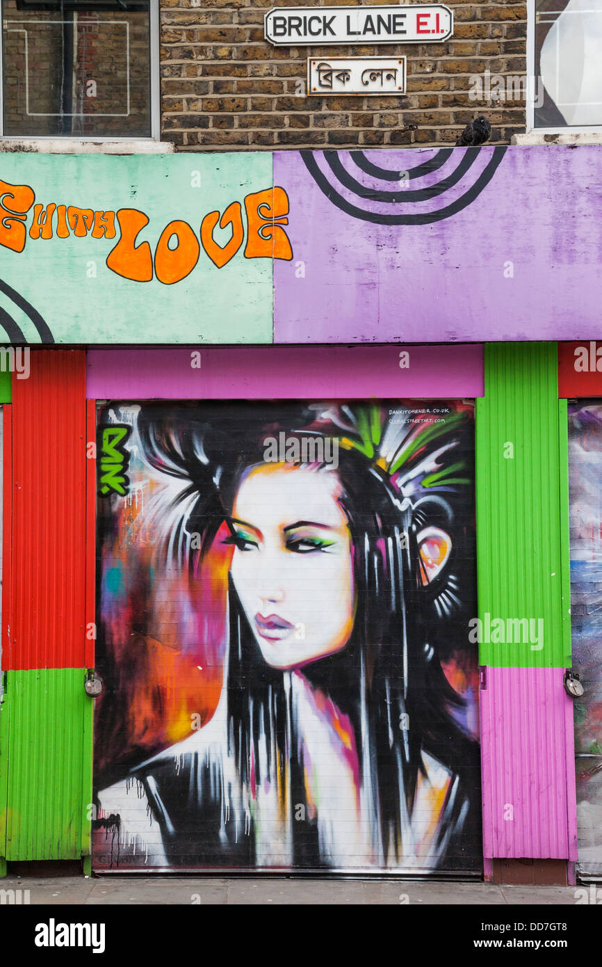 Brick lane wall mural hi-res stock photography and images - Alamy