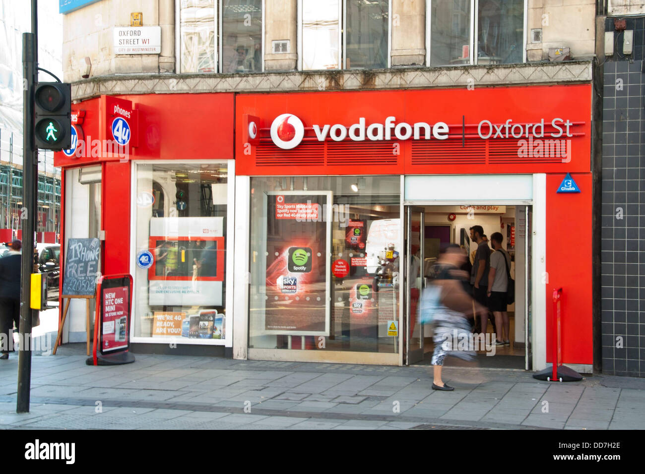 Vodafone store on oxford street hi-res stock photography and images - Alamy