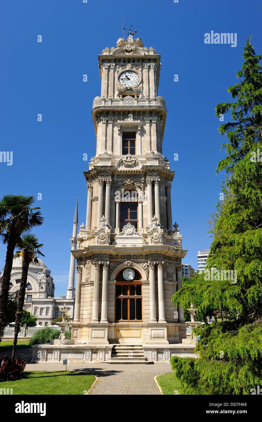 Clock tower dolmabahce palace hi-res stock photography and images - Alamy
