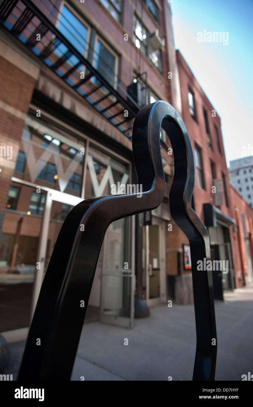 MODERN SCULPTURE CHELSEA ART GALLERIES WEST TWENTY FIFTH STREET ...