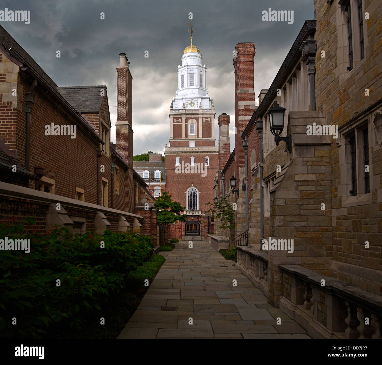 Yale residential college Pierson, New Haven, CT Stock Photo - Alamy