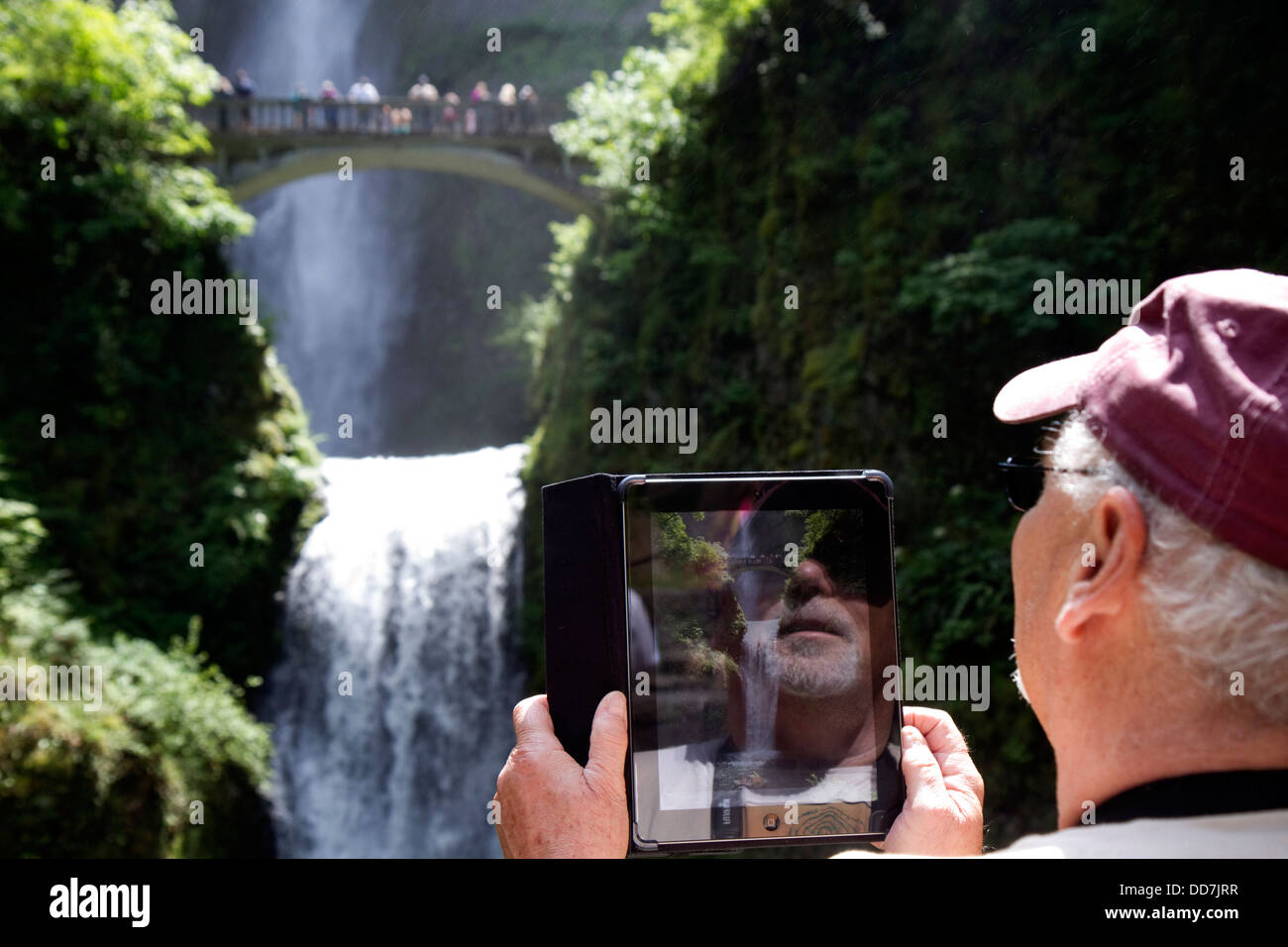 Multnomah Falls located east of Troutdale, Oregon, USA Stock Photo - Alamy