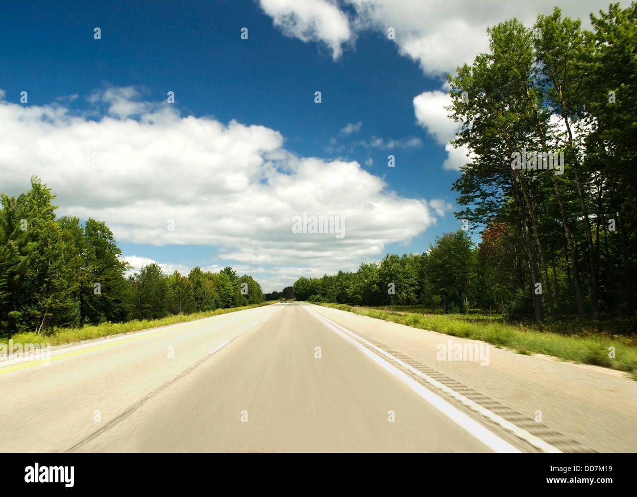 road and beautiful sky Stock Photo - Alamy