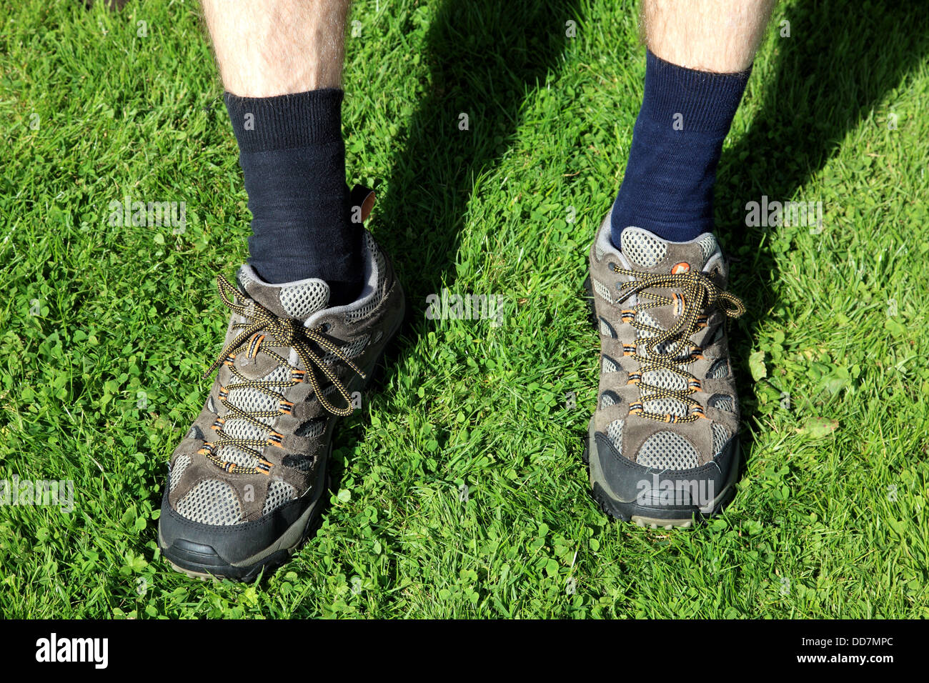 Men wearing white shoes hi-res stock photography and images - Alamy