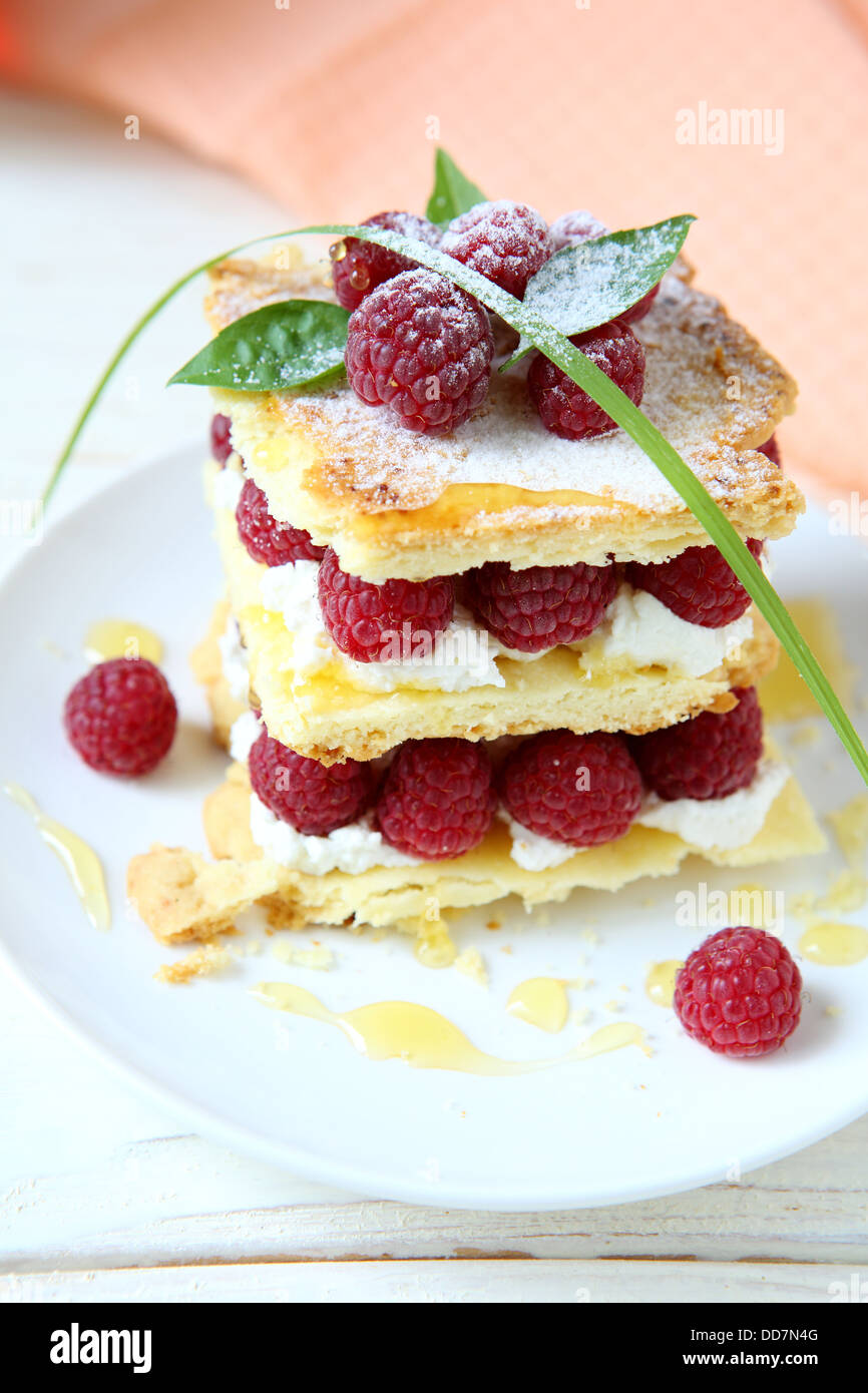 Millefeuille hi-res stock photography and images - Alamy