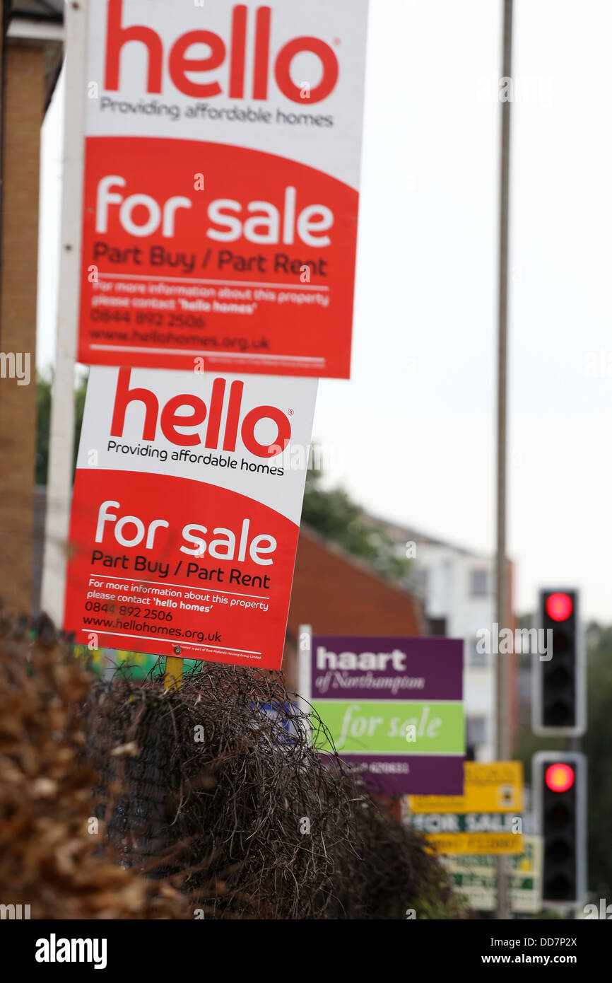 For sale signs hi-res stock photography and images - Alamy
