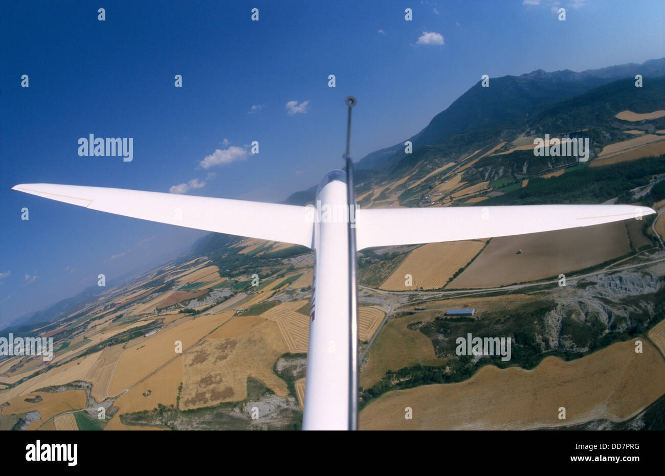 Flying above country hi-res stock photography and images - Alamy