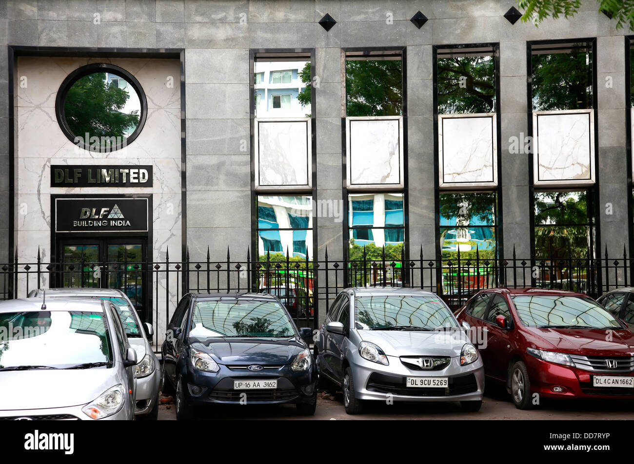 Dlf hi-res stock photography and images - Alamy