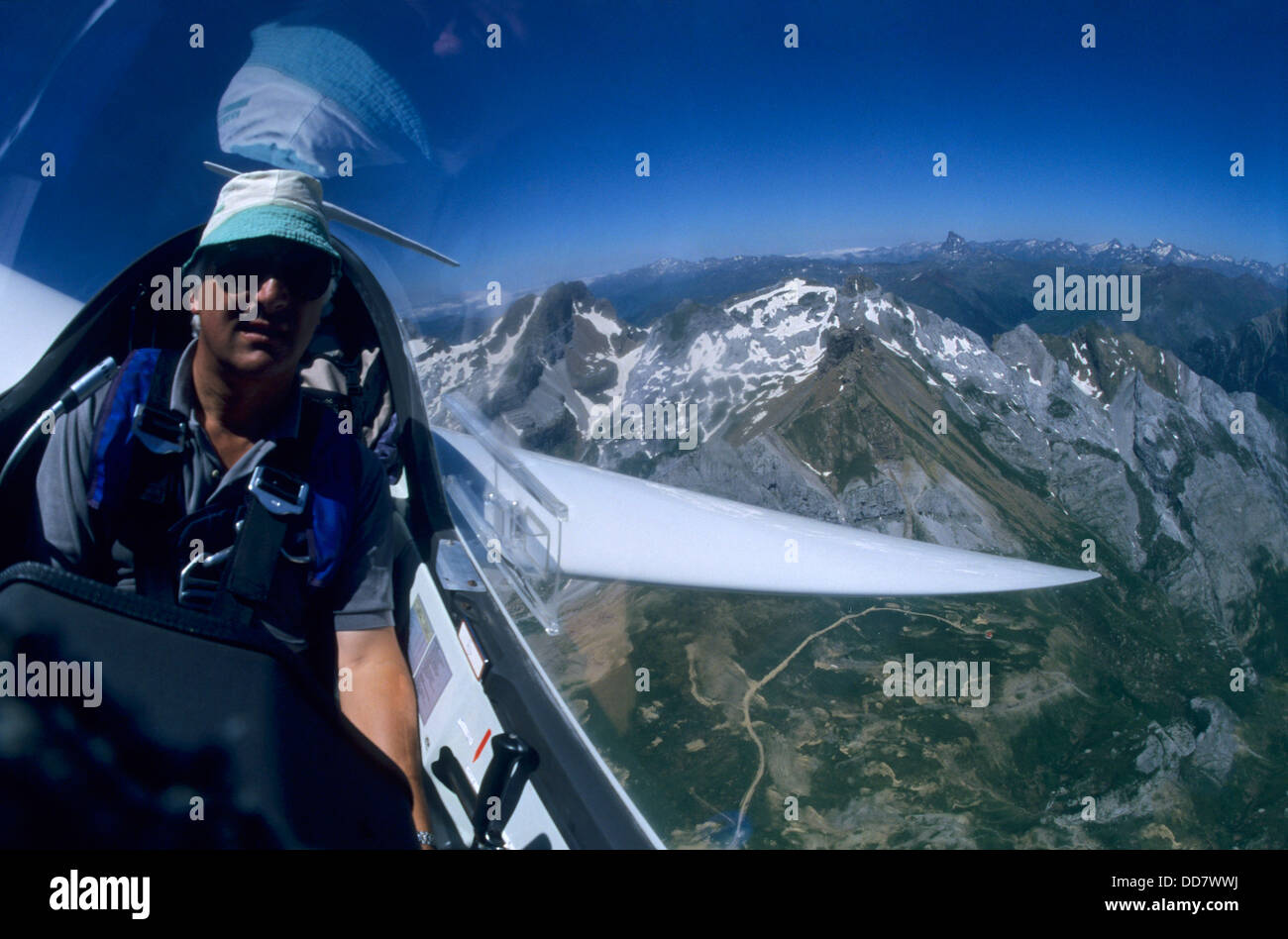 Flying Wing Cockpit High Resolution Stock Photography and Images - Alamy