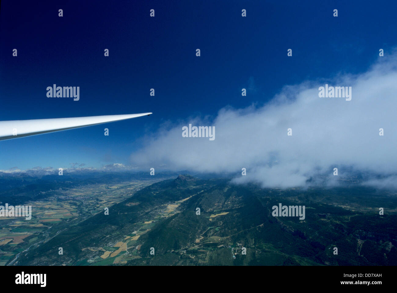 Wing plane hi-res stock photography and images - Alamy