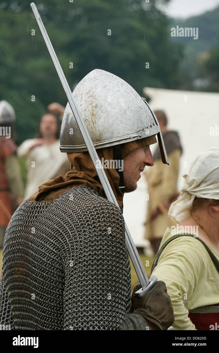 Medieval warrior side view hi-res stock photography and images - Alamy