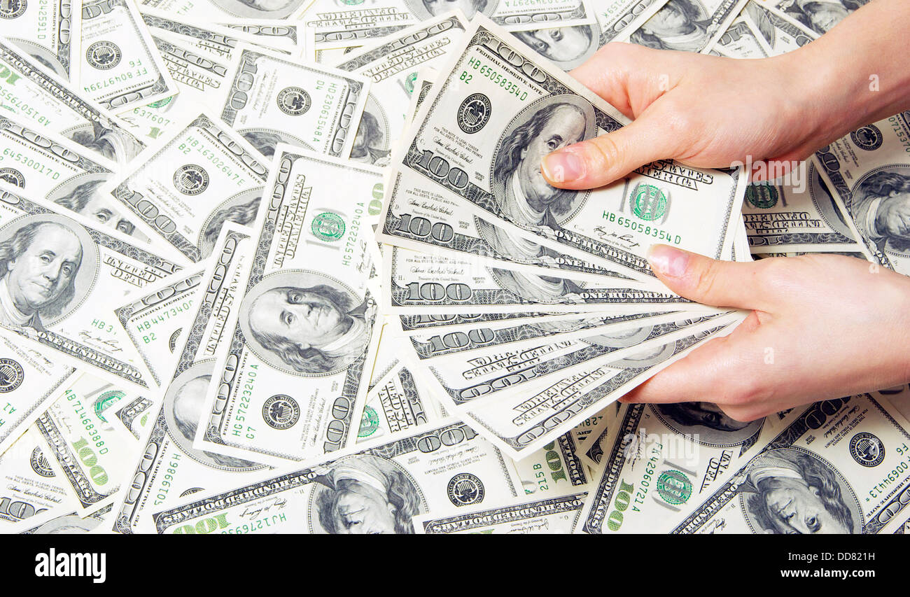 hand with money Stock Photo - Alamy