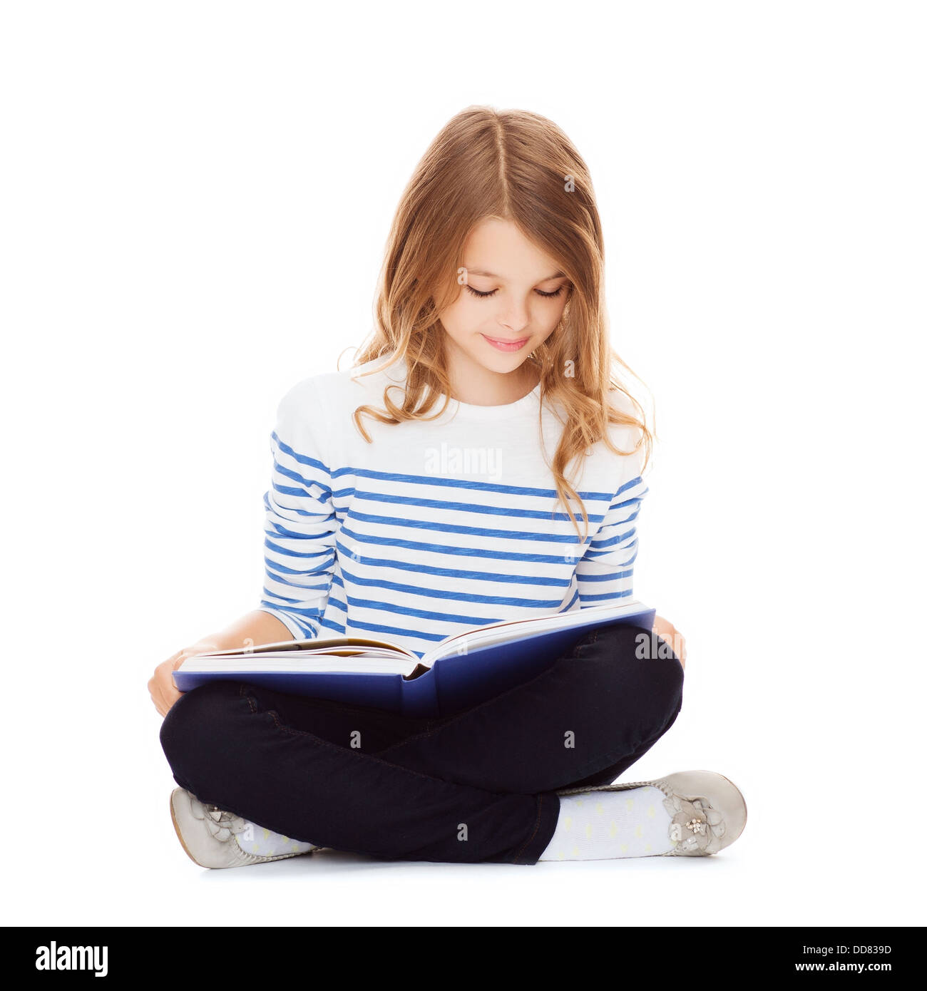 student girl studying and reading book Stock Photo - Alamy