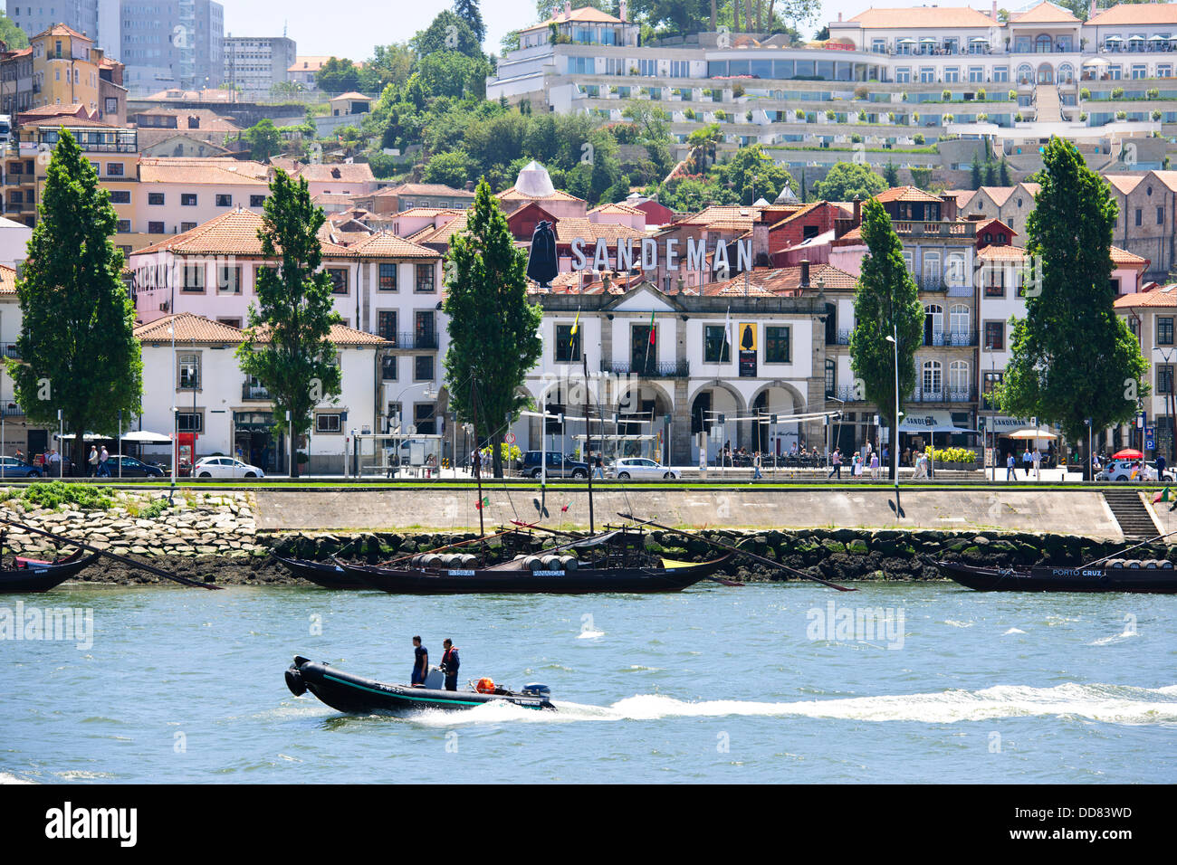 Suicide Jumper from Ponte de D Luis I Bridge,Police Searching for body ...