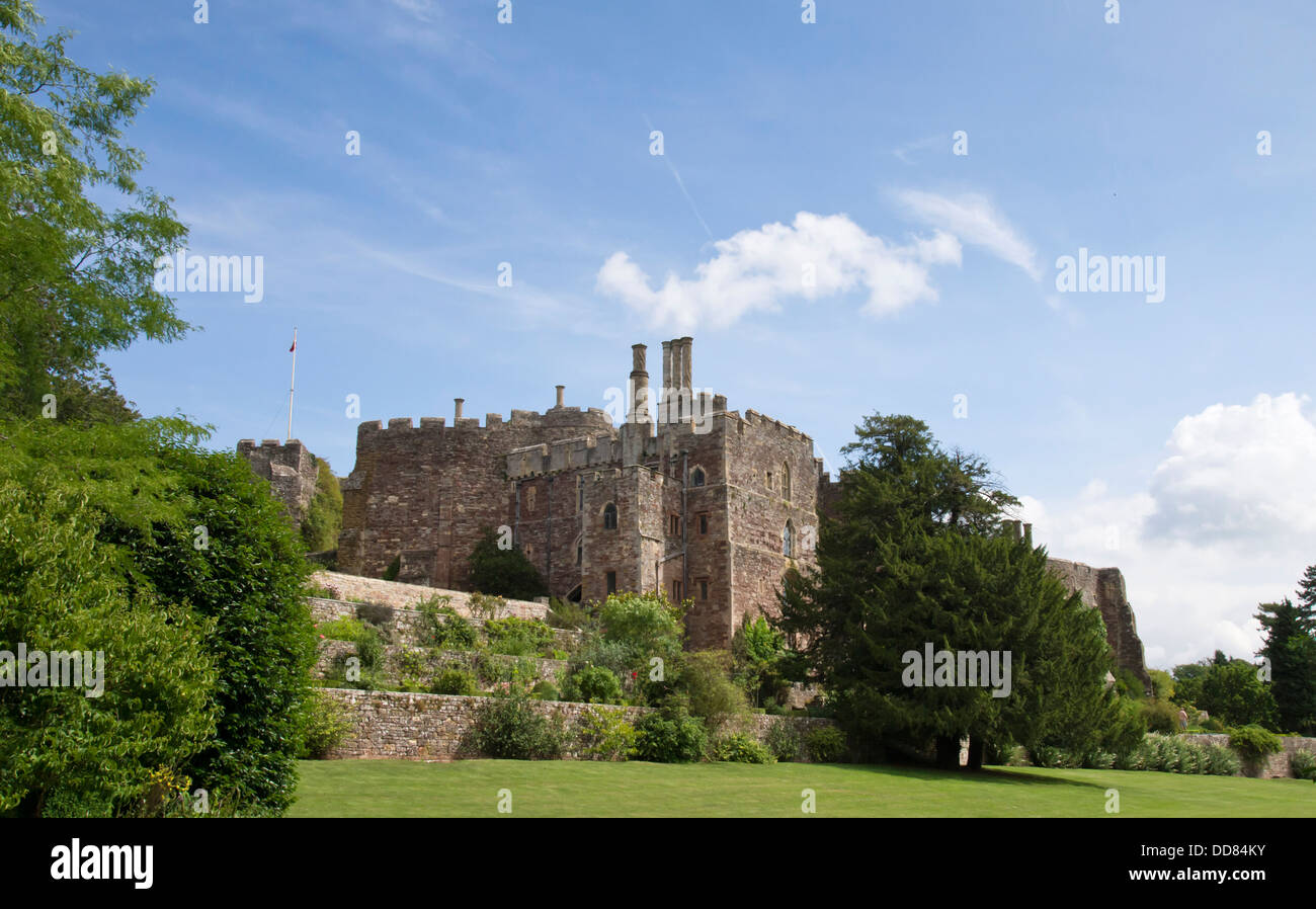 Berkeley Castle Uk High Resolution Stock Photography and Images - Alamy