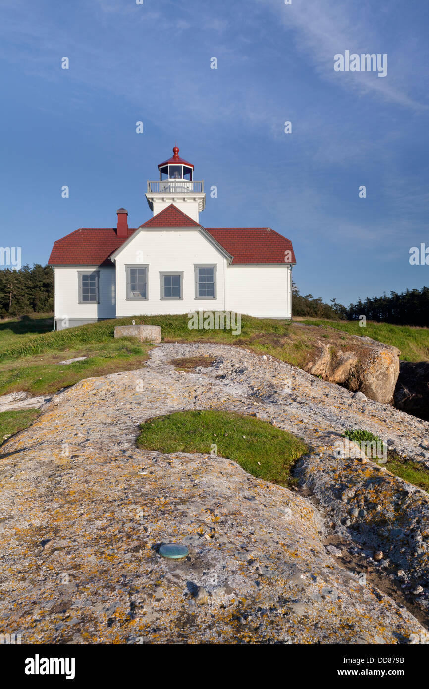 USA, Washington, San Juan Islands. View of Patos Island Lighthouse ...