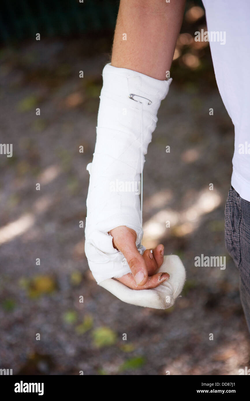 Hand blood bandage hi-res stock photography and images - Alamy