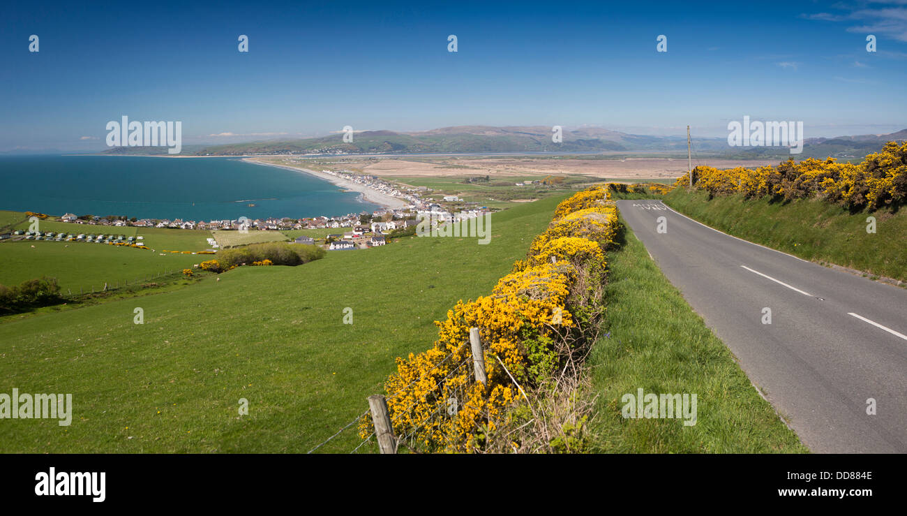 UK, Wales, Ceredigion, Borth and Aberdovey, elevated panoramic view ...