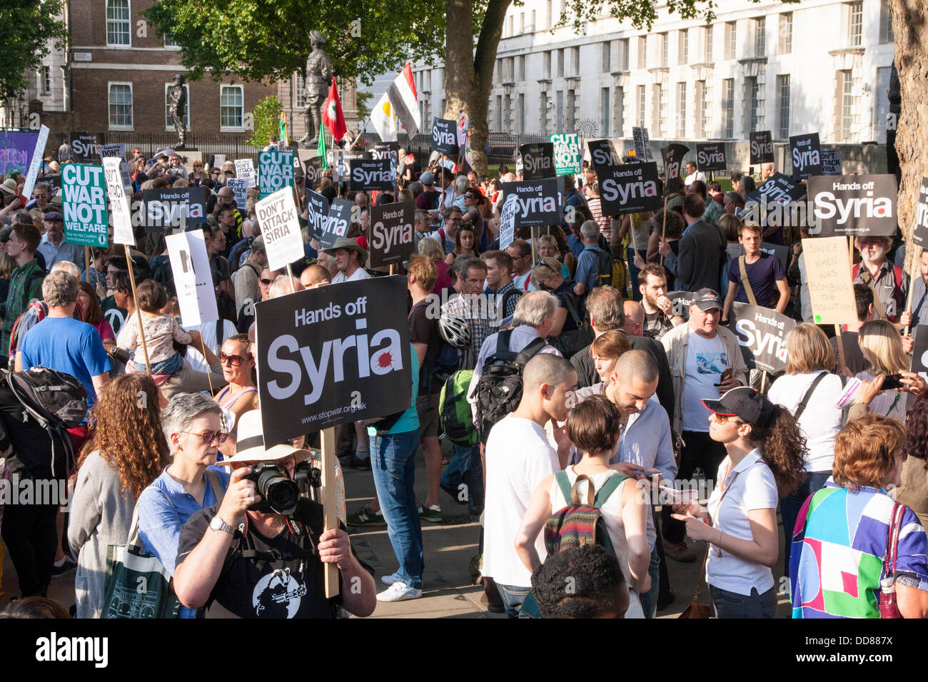 Nato syria hi-res stock photography and images - Alamy