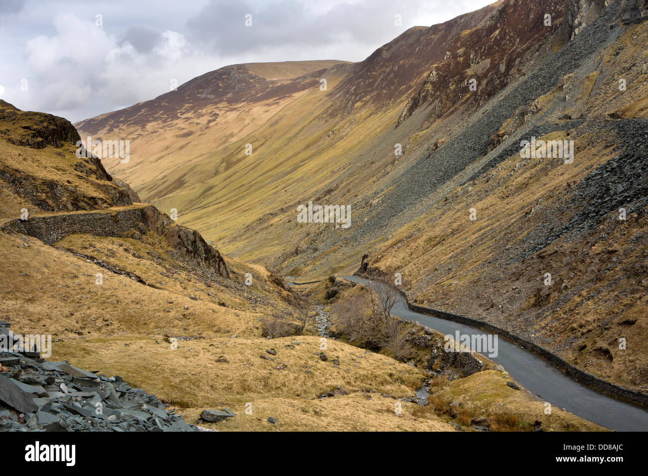 UK, Cumbria, Lake District, Honister Pass, road to Buttermere Stock ...