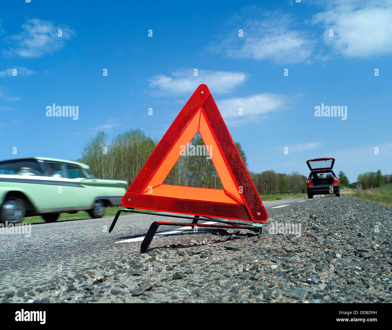 Warning triangle danger hi-res stock photography and images - Alamy