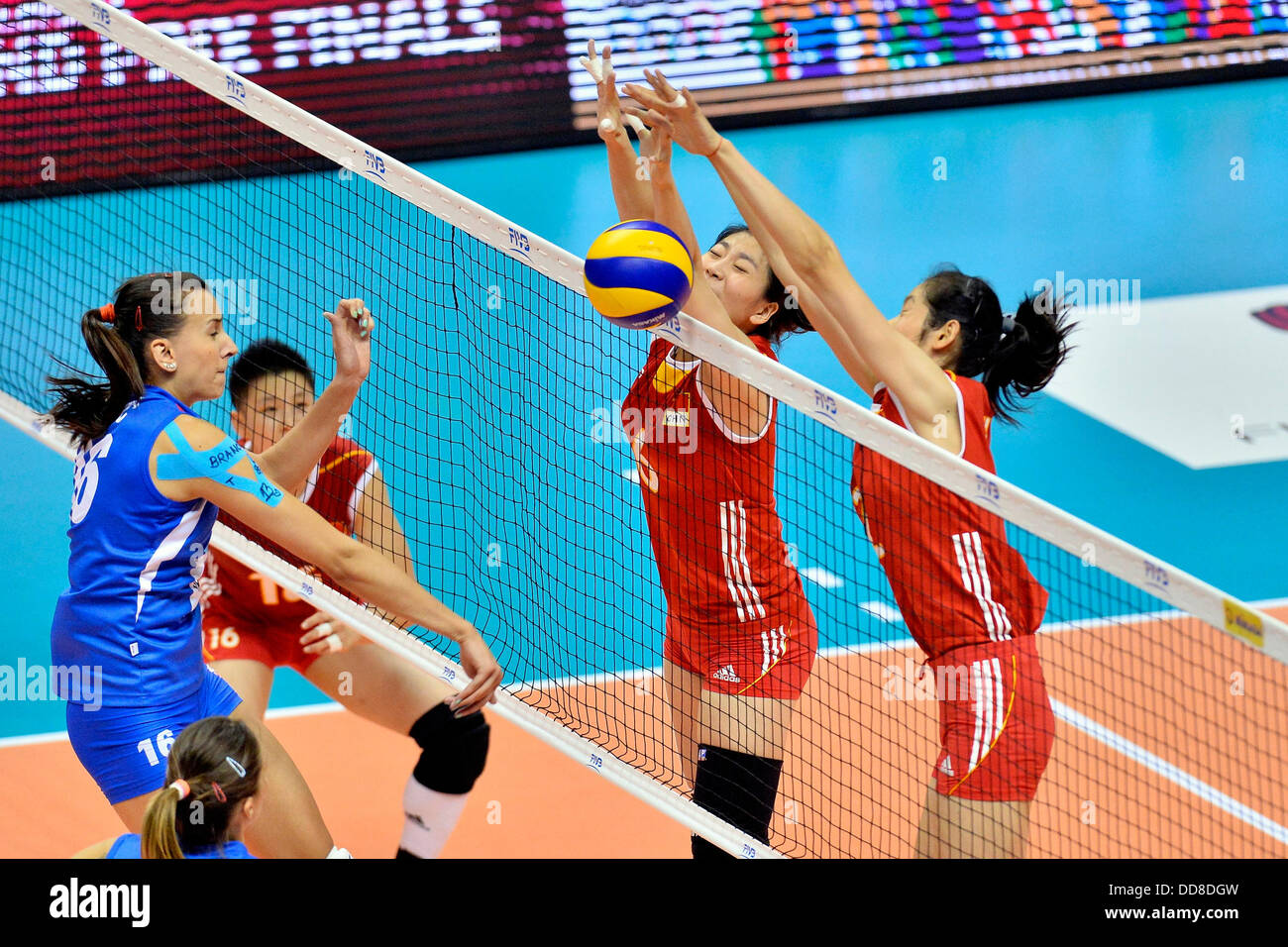 Sapporo, Hokkaido, Japan. 28th Aug, 2013. (L-R) Milena Rasic (SRB ...