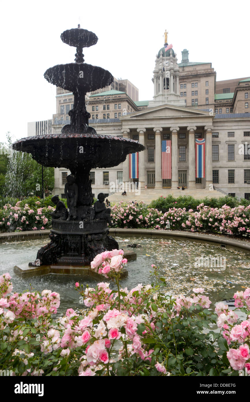 Brooklyn Borough Hall exterior NYC Stock Photo - Alamy