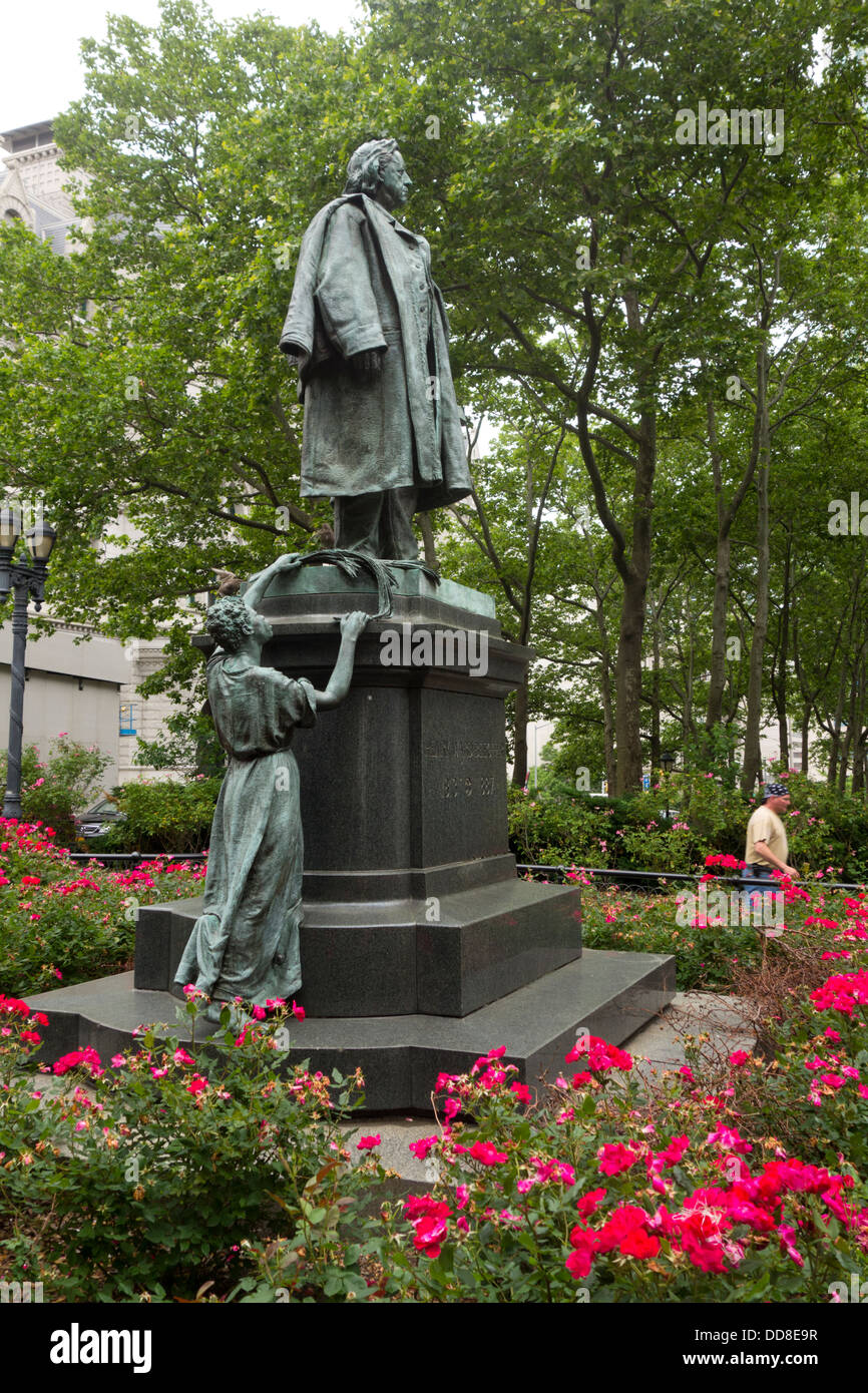 Henry Ward Beecher monument Brooklyn NYC Stock Photo - Alamy