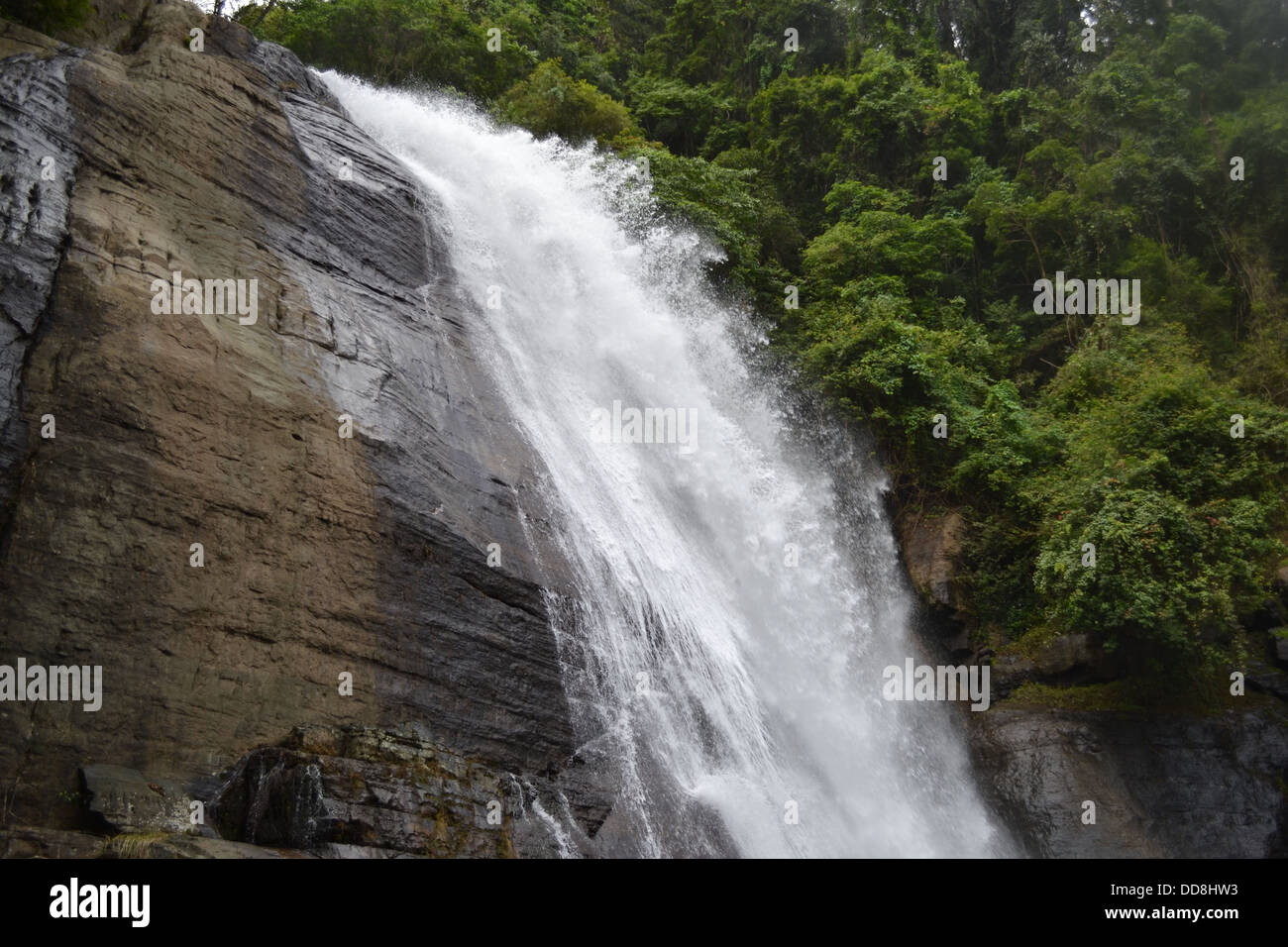 waterfall stream lake water droplets of water Stock Photo - Alamy